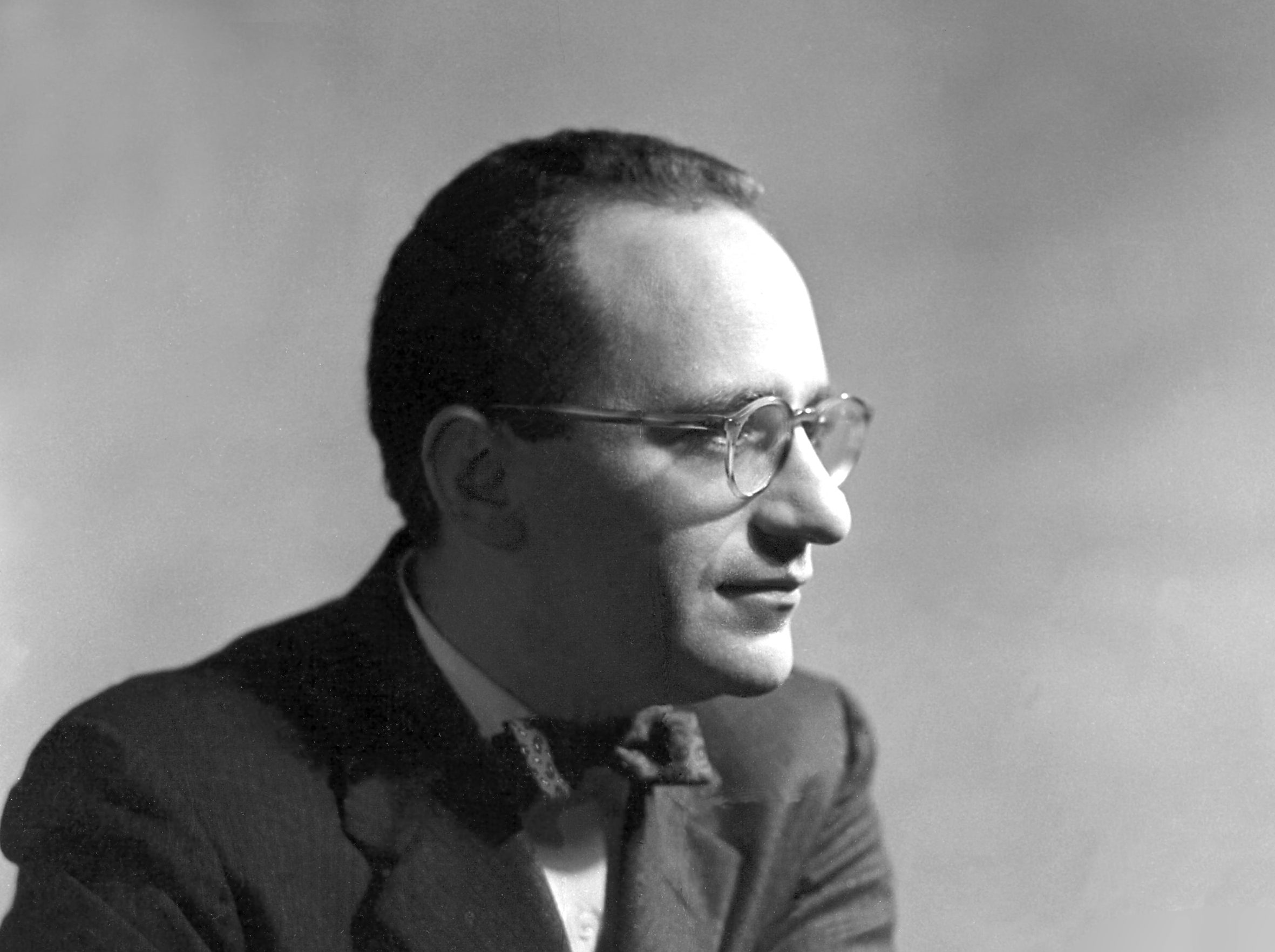 Acontecimiento para la economía: Murray N. Rothbard y su historia del ...