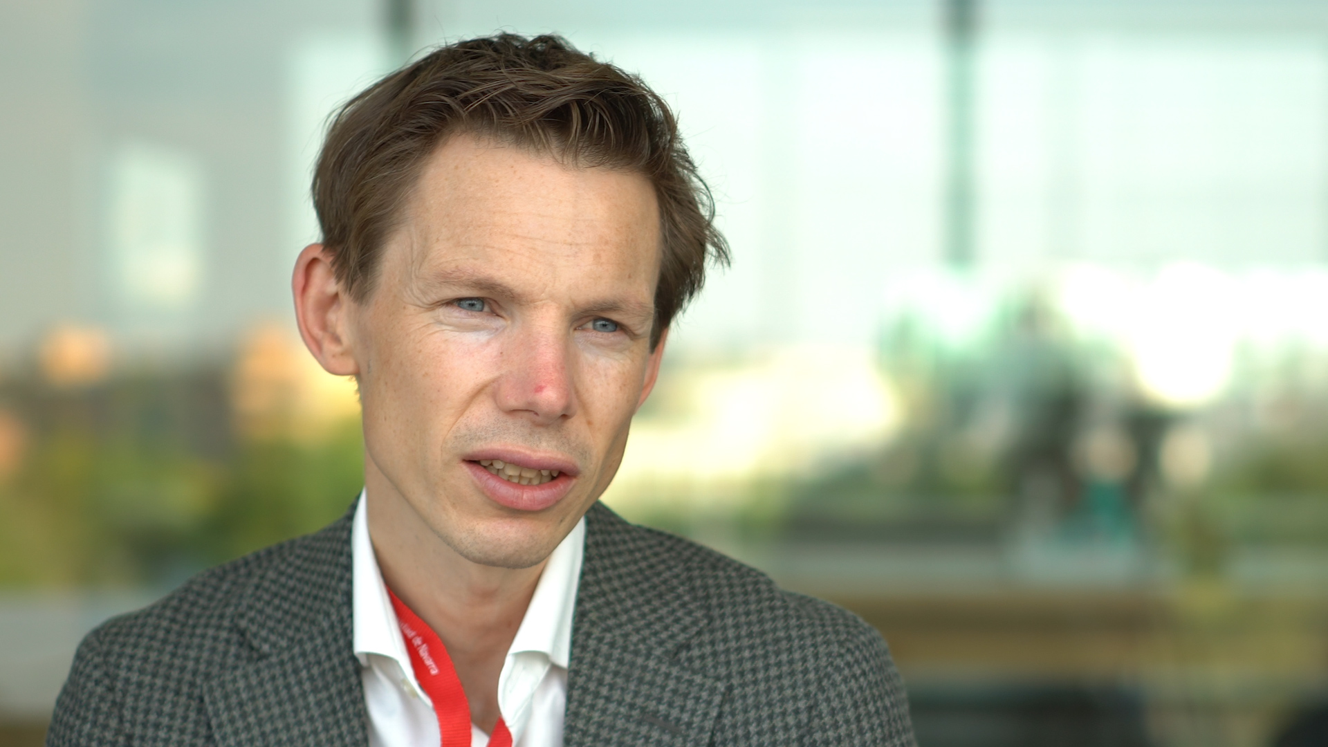 Edward Brooks: «Las universidades pueden ayudar a desarrollar virtudes ...